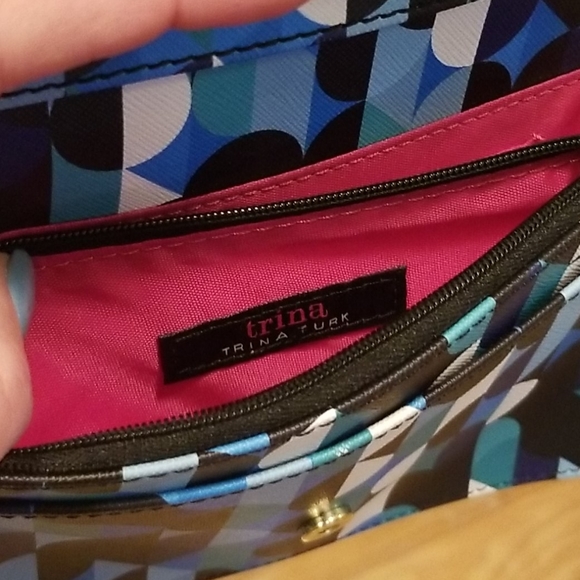 Trina Turk | Bags | Trina Turk Crossbody Retro Mod Pattern Purse | Poshmark